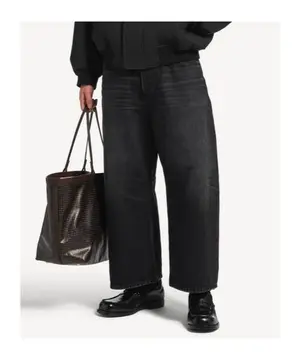 Balenciaga Round Fit Wide-leg Jeans - Black