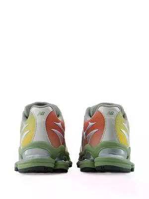 NEW BALANCE Metallic Mesh Sneakers - Silver