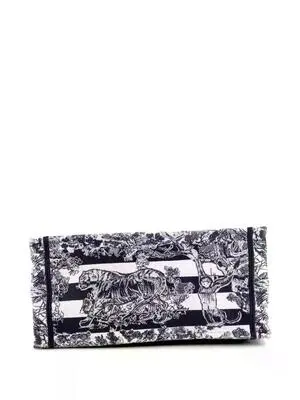 Dior Book Embroidered Canvas Medium Tote Bag - Blue