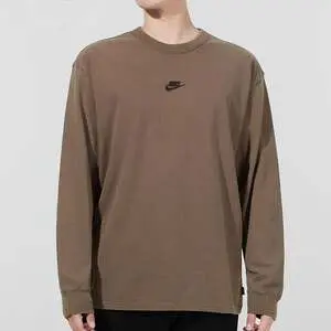 Nike Solid Color Small Logo Round Neck Long Sleeves Coffee T-shirt - Brown