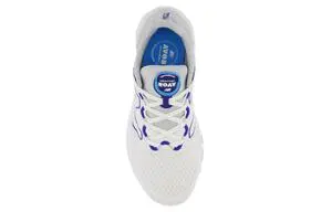 NEW BALANCE Fresh Foam Roav V2 Low Top Sneakers