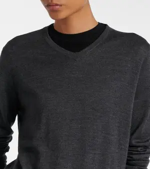 THE ROW Cashmere And Silk Sweater - Grey