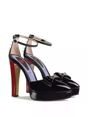Gucci Patent Leather Pump With Bow And Stud Detail