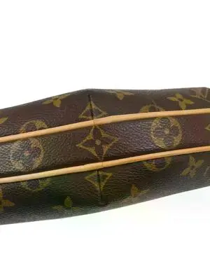 LOUIS VUITTON Monogram Croissant Pm Shoulder Bag