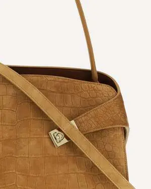 FERRAGAMO Medium Hug Soft Shoulder Bag
