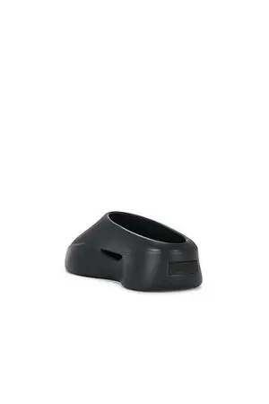 Fear Of God Eva Runner Sneaker - Black