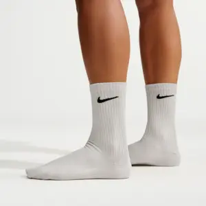 Nike Everyday Plus "rift" Lightweight Split-toe Crew Socks - Grey