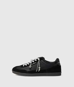 Karl Lagerfeld Kandidate Ikon Charms Low Top Sneakers - Black