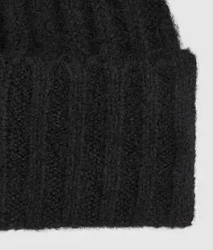 Karl Lagerfeld Ikon Knit Beanie