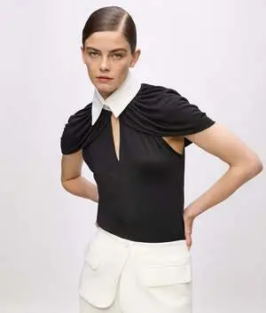 Karl Lagerfeld Cape Top With Pointed Collar - Black
