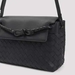 Bottega Veneta Small Andiamo Messenger Bag - Black