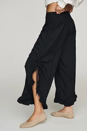 DAILY PRACTICE Ruffle Pants - Black