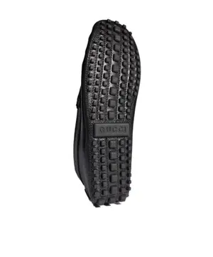 Gucci Loafer With Crest