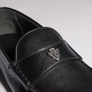 Gucci Loafer With Crest