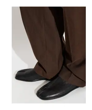 MAISON MARGIELA Tabi Flats - Black