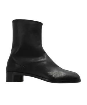 MAISON MARGIELA Tabi Ankle Boots - Black