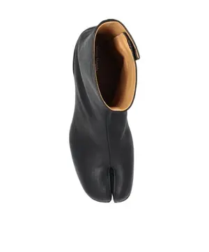 MAISON MARGIELA Tabi Leather Ankle Boots - Black