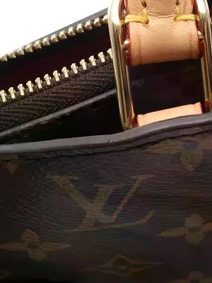 LOUIS VUITTON Monogram Canvas Pm Petit Pare Handbag