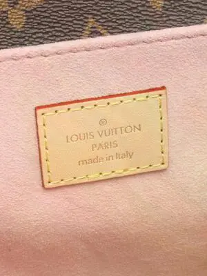 LOUIS VUITTON Monogram Pochette Metis Satchel
