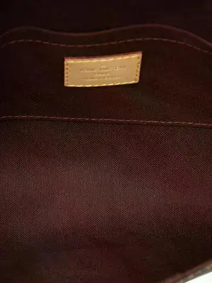 LOUIS VUITTON Monogram Favorite Pm Satchel