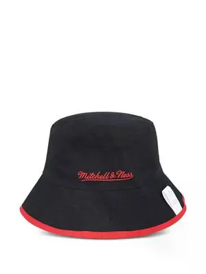 Mitchell & Ness Chicago Bulls Reversible Bucket Hat