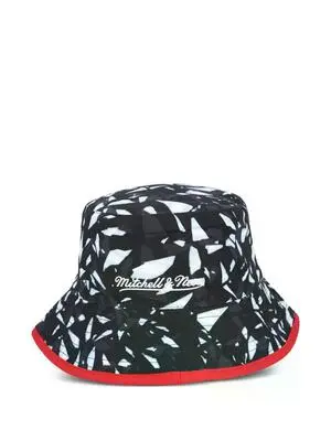 Mitchell & Ness Chicago Bulls Reversible Bucket Hat