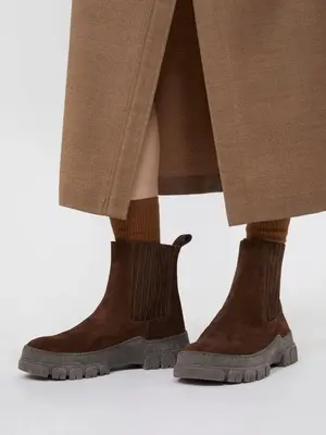 Max Mara Round-toe Chelsea Boots