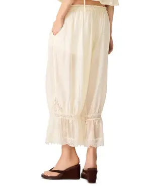 Steve Madden Easten Lace Trimmed Cropped Pants