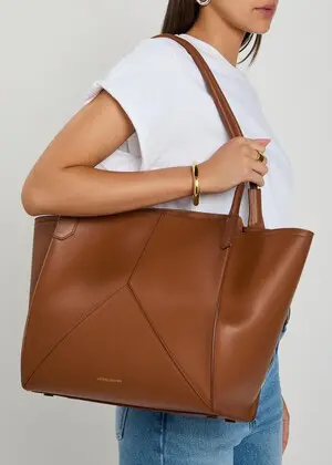 Victoria Beckham Paneled Leather Tote Bag - Tan