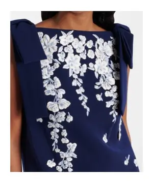 Carolina Herrera Embroidered Bow Detail Shift Dress