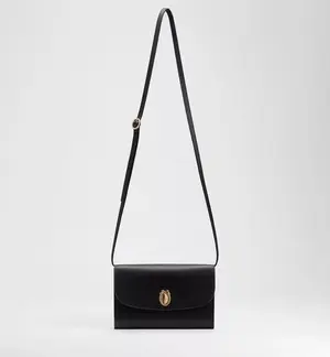 Dior Médaillon Envelope Pouch With Strap