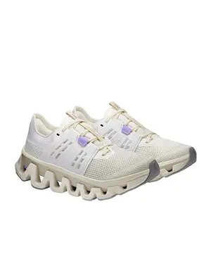 On Cloudswift Amp Sneakers