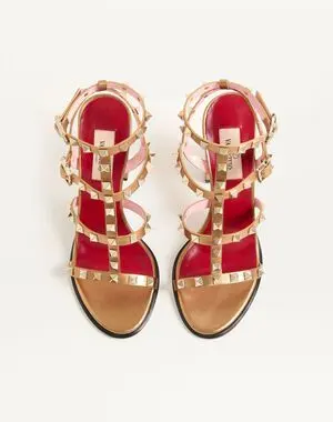 Valentino Garavani Rockstud Laminated Calfskin Sandals - Gold