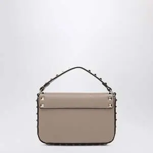 Valentino Garavani Rockstud Pouch In Grained Calf Leather - Pink
