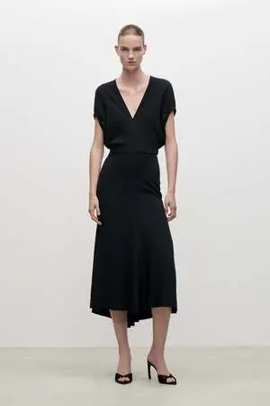Victoria Beckham Edith Midi Dress - Black