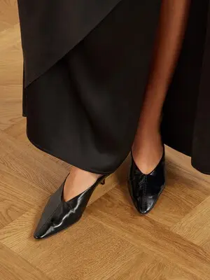Bottega Veneta Vesta Leather Mules - Black