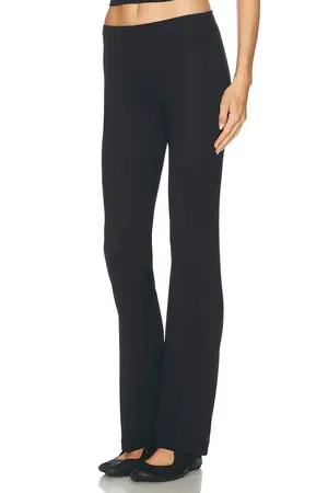 NIKESKIMS Airy Straight Pant