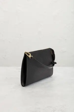 LOUIS VUITTON Epi Pochette Accessoires 24 Shoulder Bag