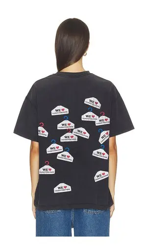 VANDYTHEPINK We Love Vtp" Graphic T-shirt