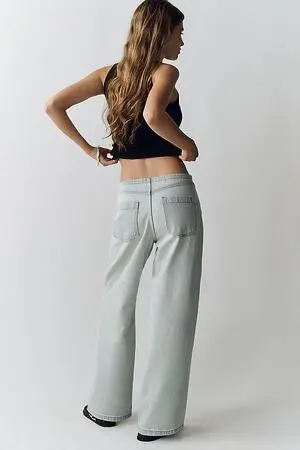 PILCRO Retro Slouch Low-rise Straight Jeans - Medium Denim