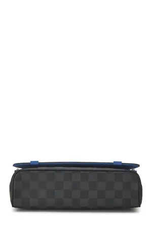 LOUIS VUITTON Damier Graphite District Nm