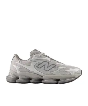 NEW BALANCE Sculpted Sole Slip-ons - Gray