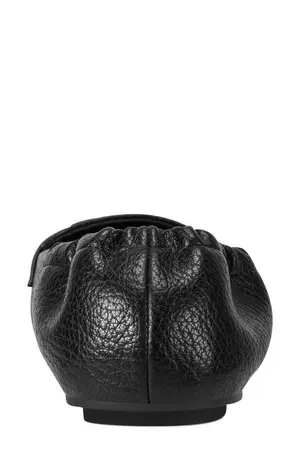 Dkny Delmar Loafer