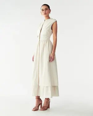 WILLA Fallyn Midi Dress