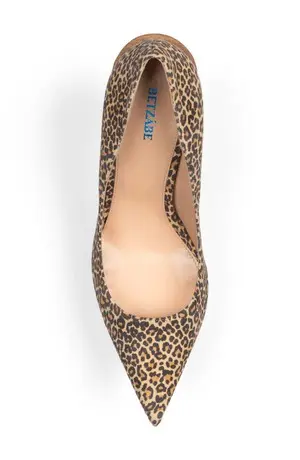 BETZÁBE Thalia Pointed Toe Pump