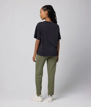 KNOWN SUPPLY Relaxed Tee - Washed Black