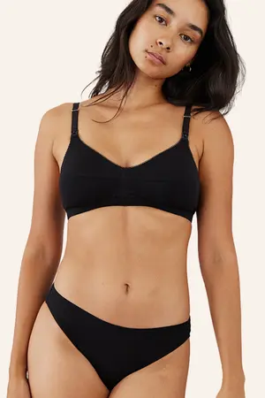 EMBRACE Luxe Nursing Bra - Black