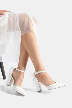 FOREVER & ALWAYS SHOES Elvienne Pointed Toe Block Heel Bridal Sandal With Bow Detailing