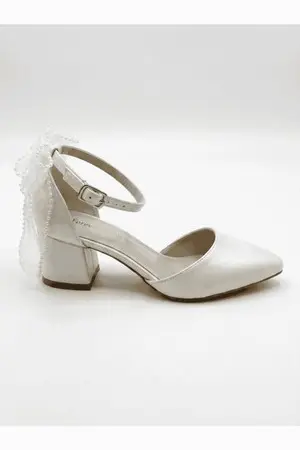 FOREVER & ALWAYS SHOES Rosavelle Pointed Toe Block Heel Bridal Sandal With Bow Detailing