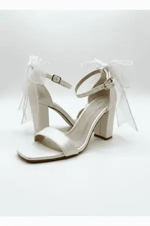 FOREVER & ALWAYS SHOES Forever & Always Evarose Bridal Block Heel Sandals With Bow Detailing